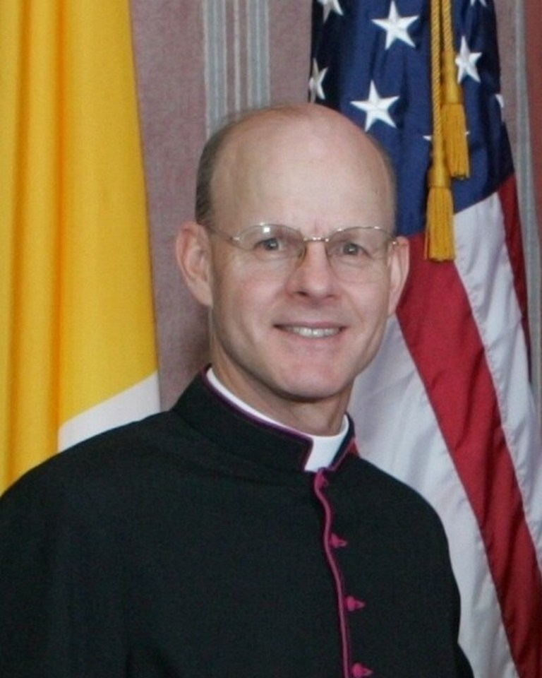 L’exorciste en chef de Washington, Mgr Stephen Rossetti, travaille au ...